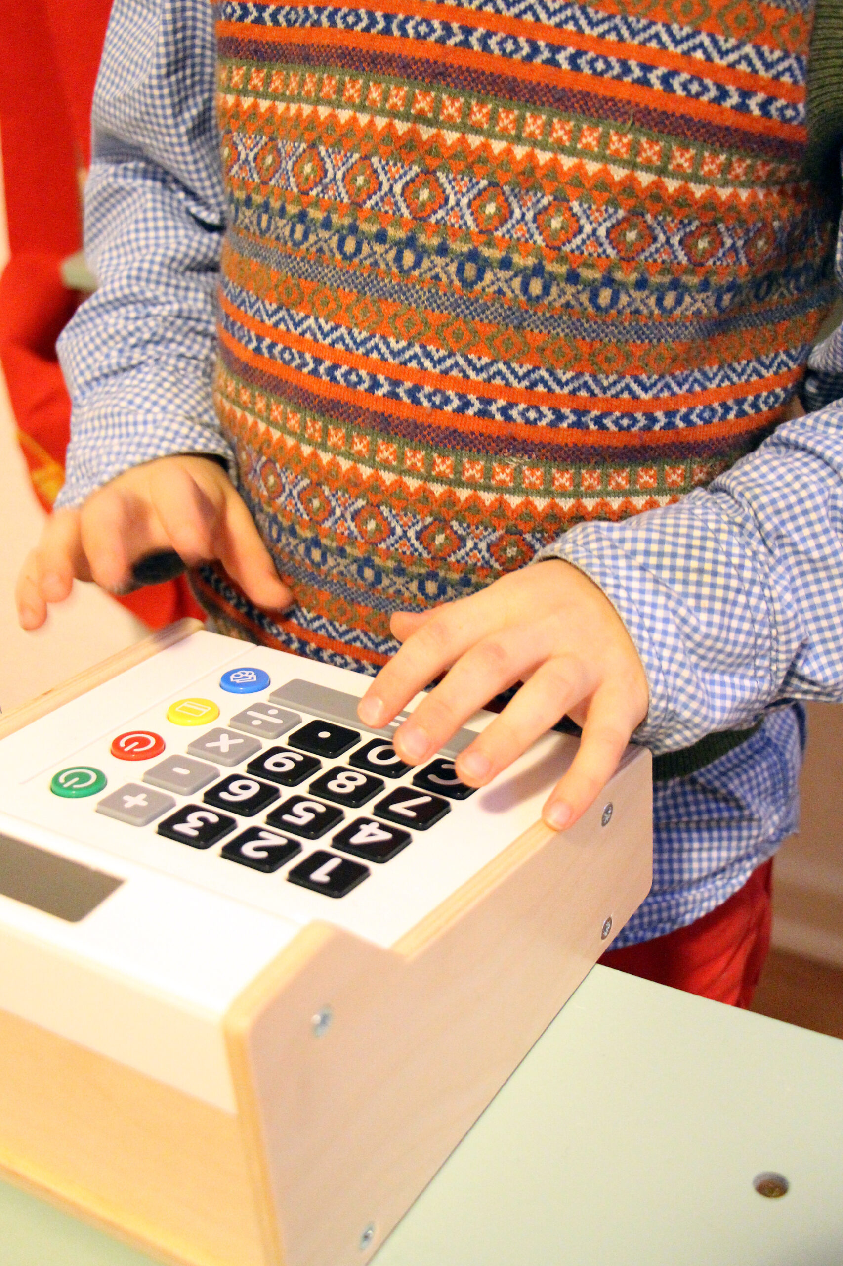 You’ve Got Mail! DIY Mini Post Office – The Bear & The Fox