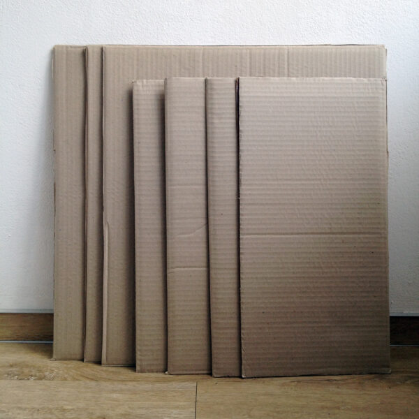 Slotted Cardboard Dinohouse (or Dollhouse) – The Bear & The Fox