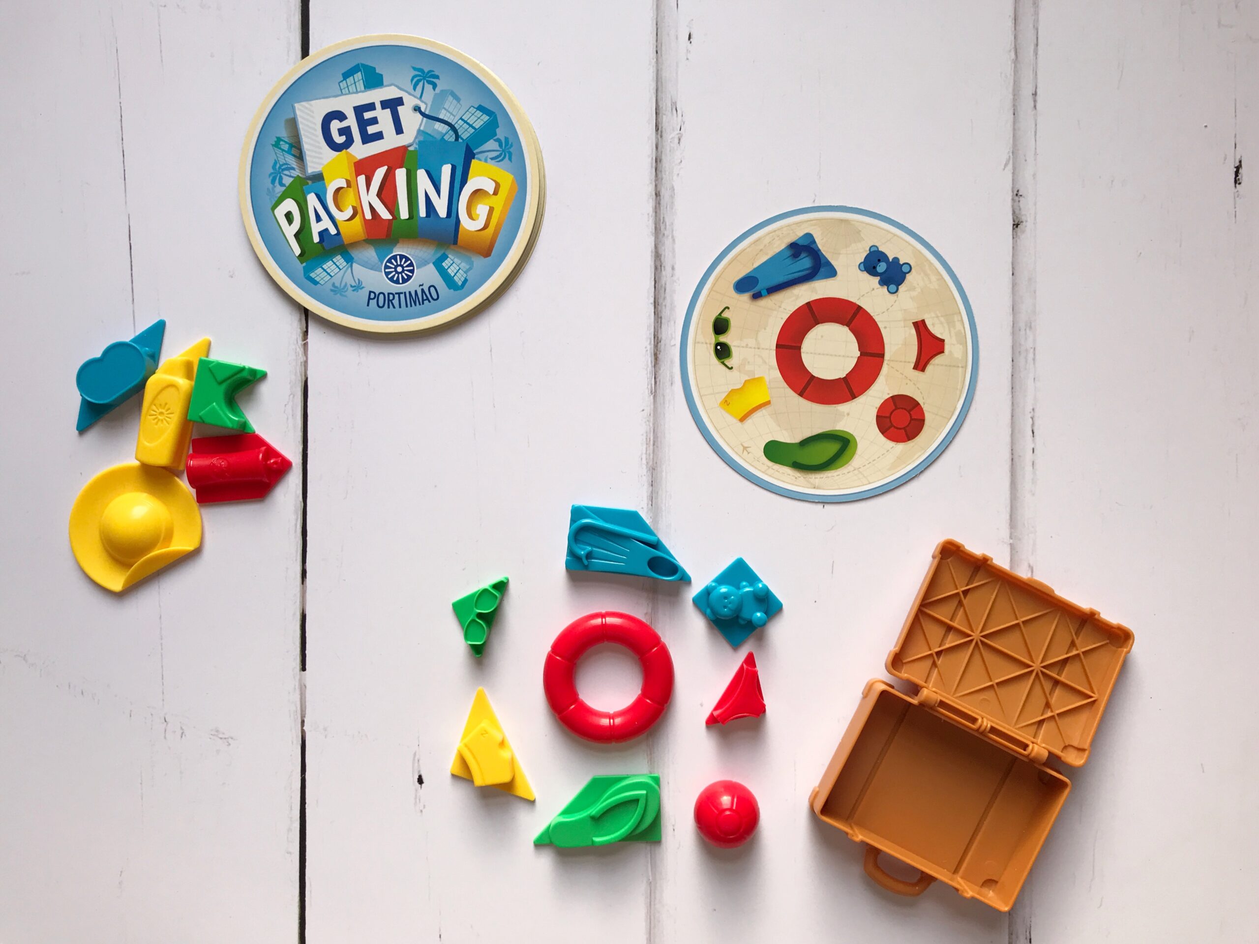 Get Packing Game Contents Ready ti PLay – The Bear & The Fox