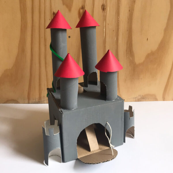 DIY Recycled Toilet Roll Castle – The Bear & The Fox