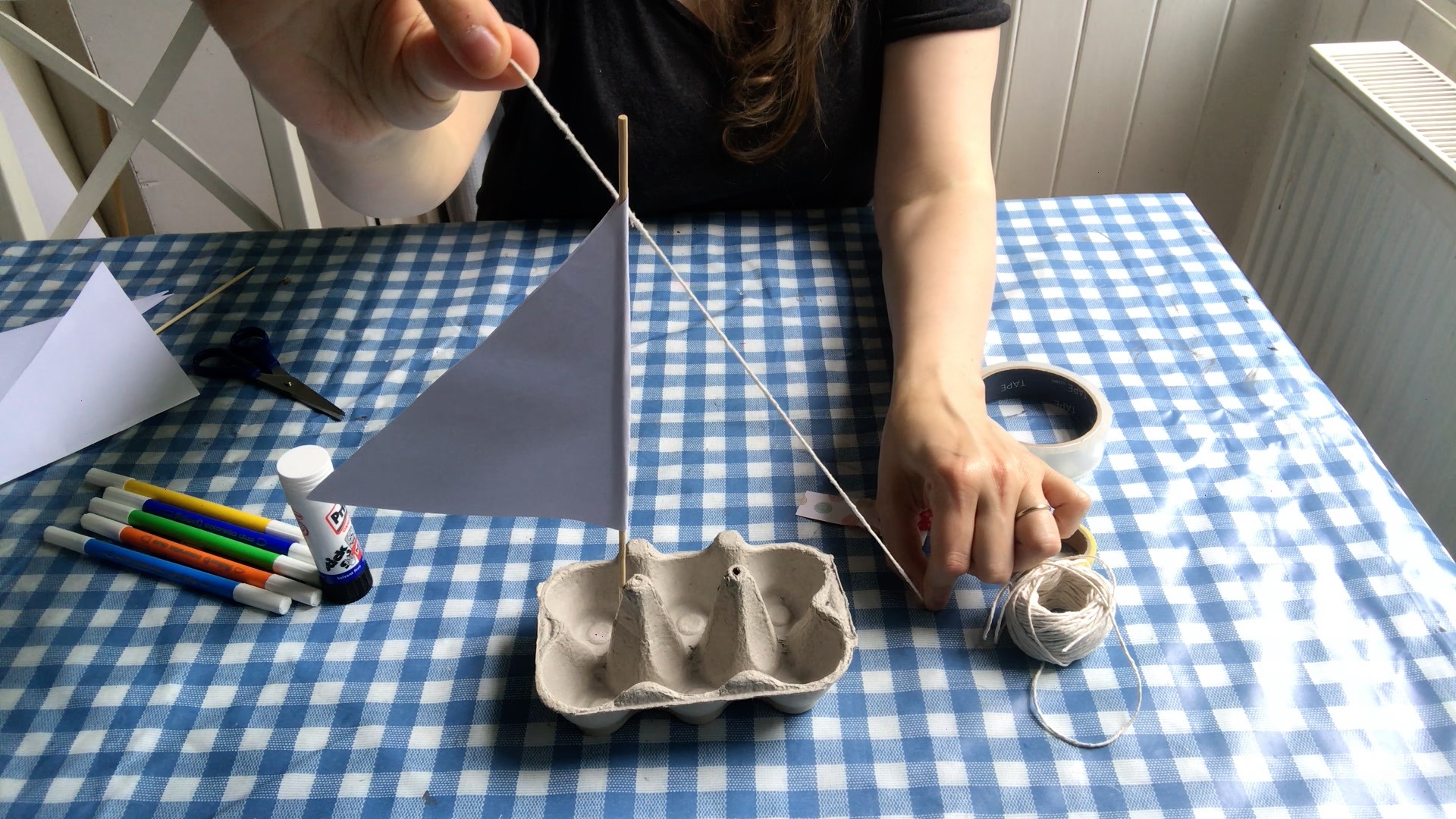 Recycled Egg Carton Boats – The Bear & The Fox