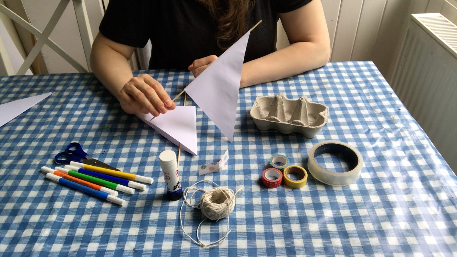 Recycled Egg Carton Boats – The Bear & The Fox