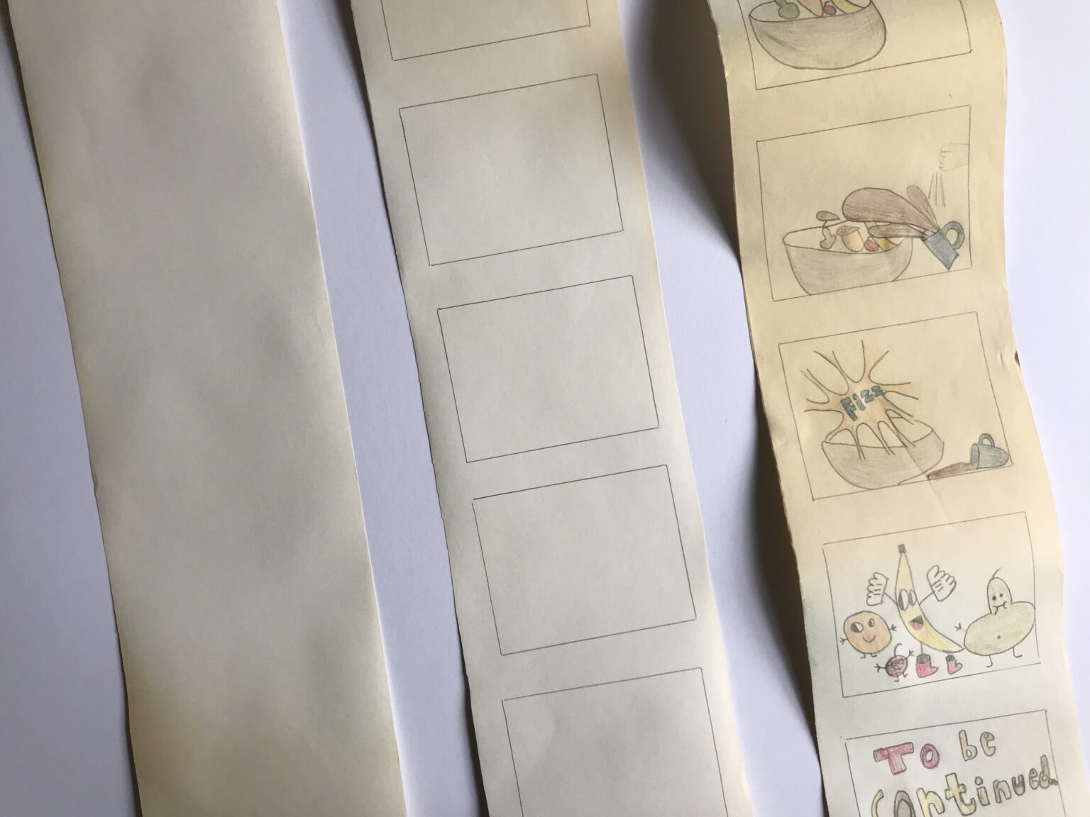 DIY Cardboard Box TV – The Bear & The Fox