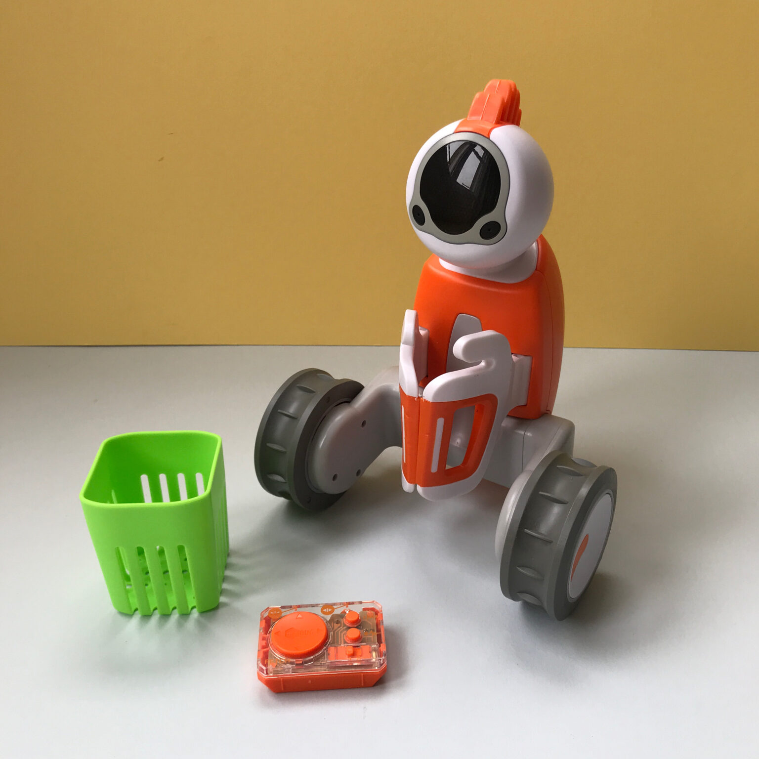 Review: Hexbug MoBots Fetch [AD] – The Bear & The Fox