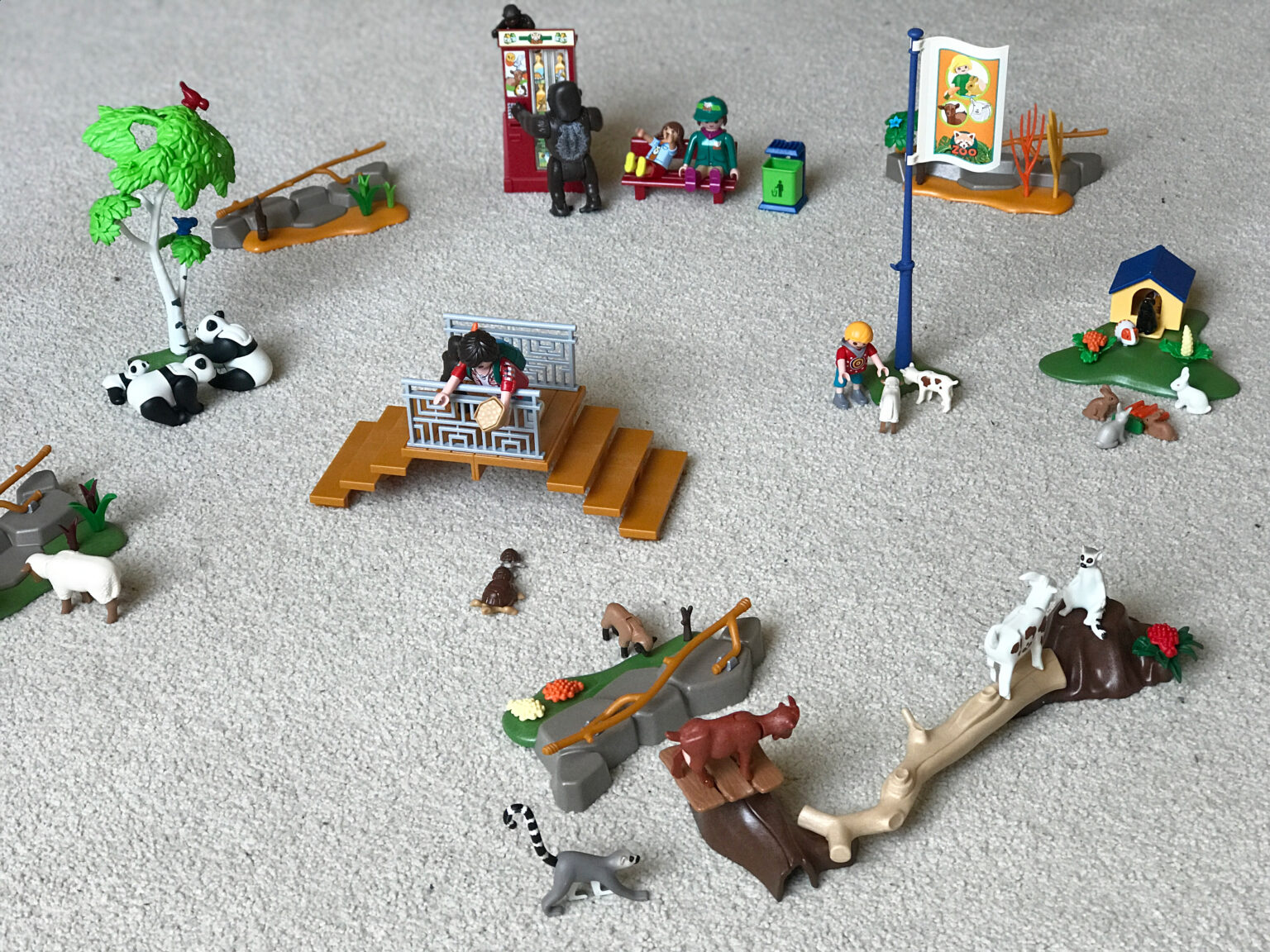 Review: Playmobil Zoo Range [AD] – The Bear & The Fox