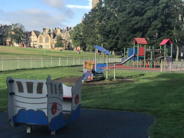 {Edinburgh} Bruntsfield Links Playground – The Bear & The Fox