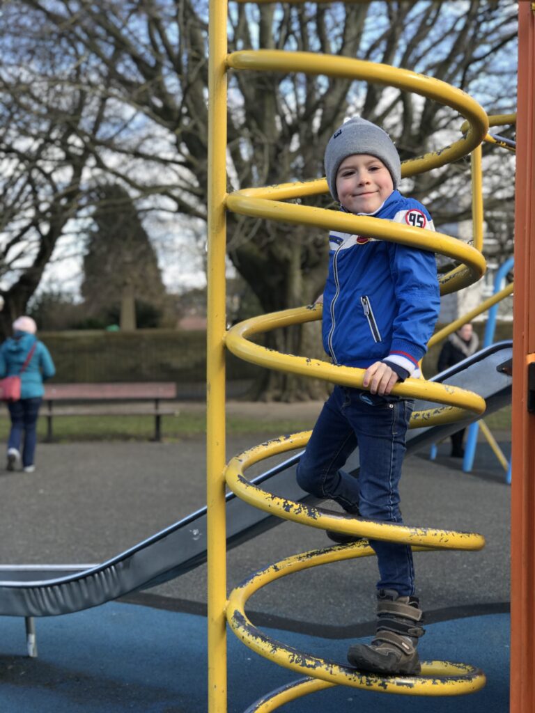 {Edinburgh} Morningside Park Playground – The Bear & The Fox
