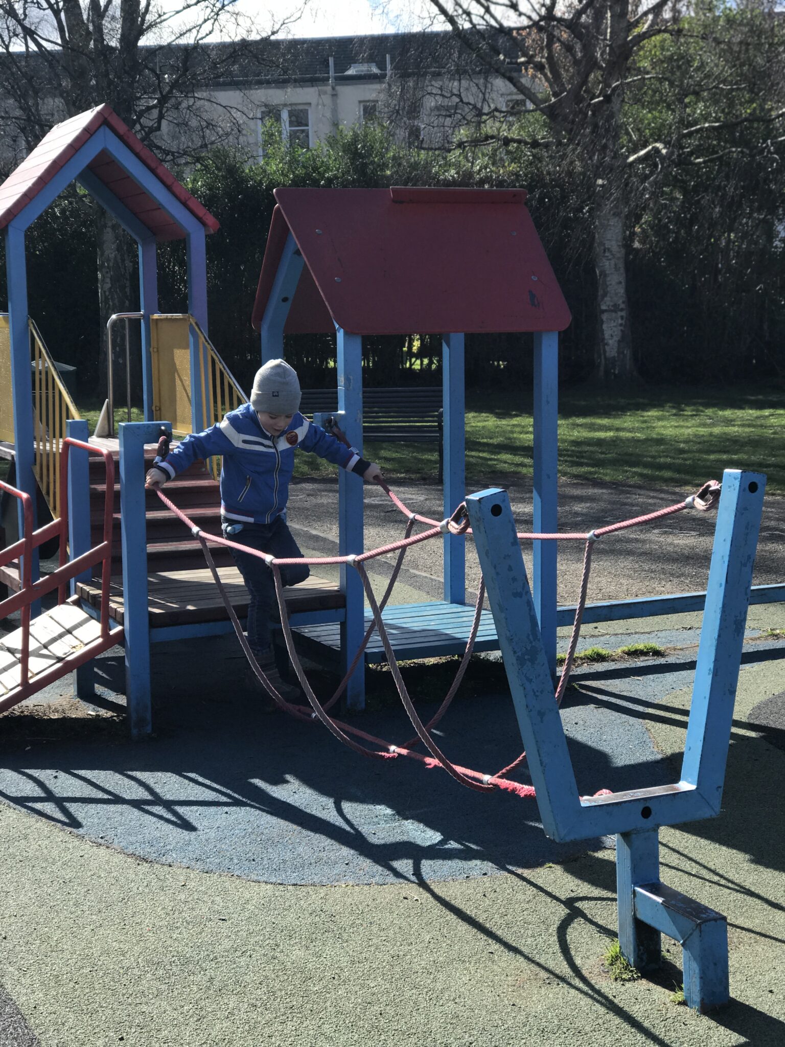 {Edinburgh} Morningside Park Playground – The Bear & The Fox