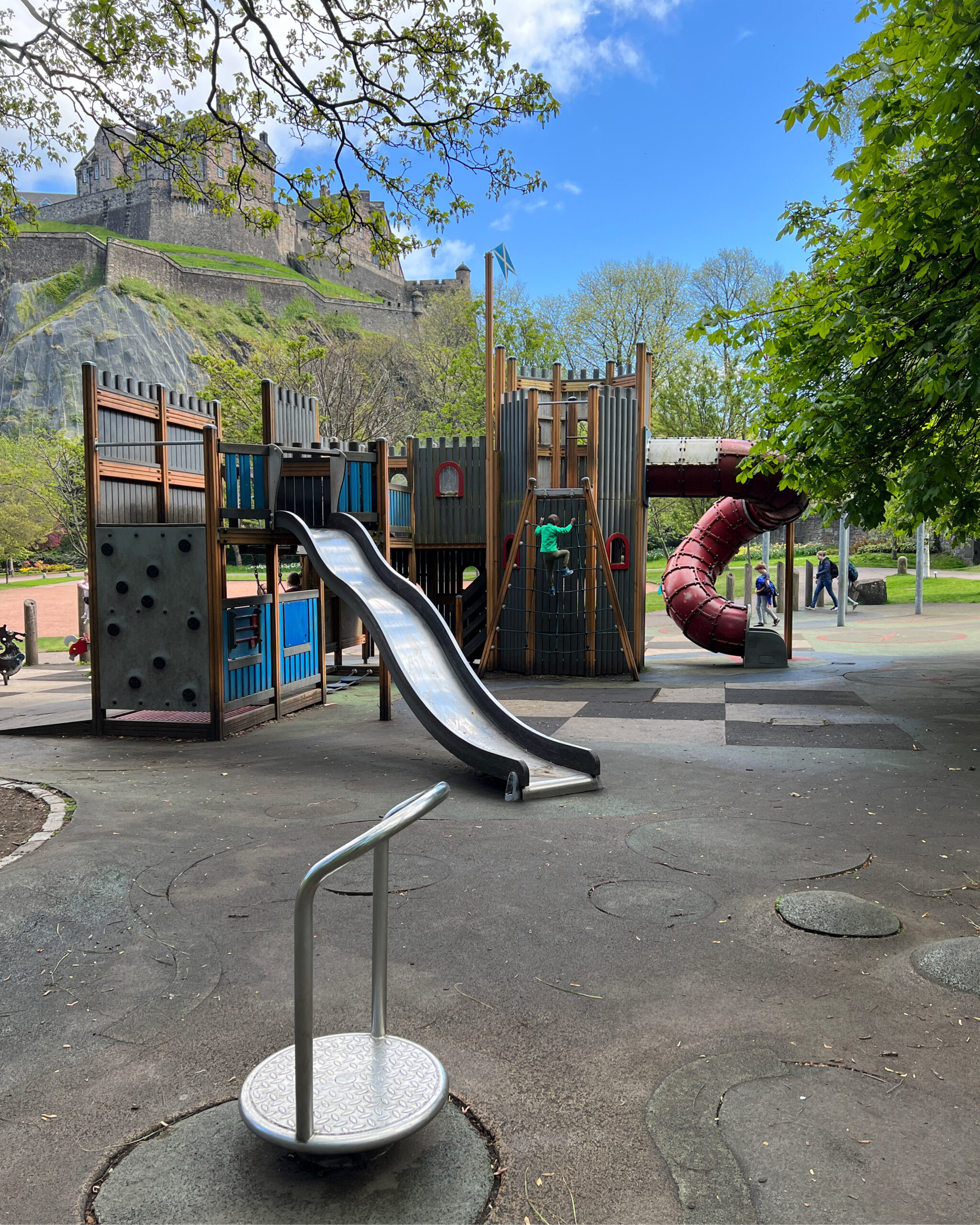 {Edinburgh} Princes Street Gardens Playground – The Bear & The Fox