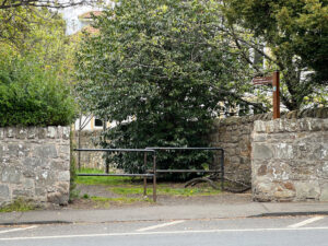 {Edinburgh} Cramond Walled Garden – The Bear & The Fox