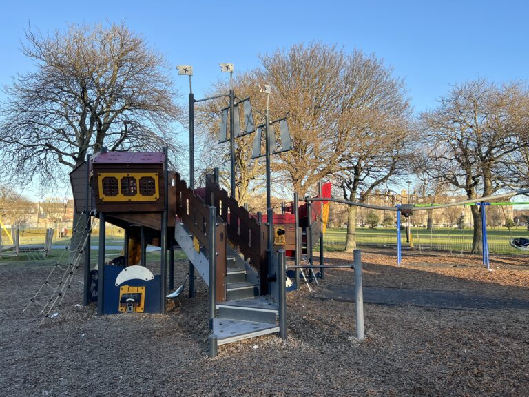 {Edinburgh} Leith Links Play Park – The Bear & The Fox