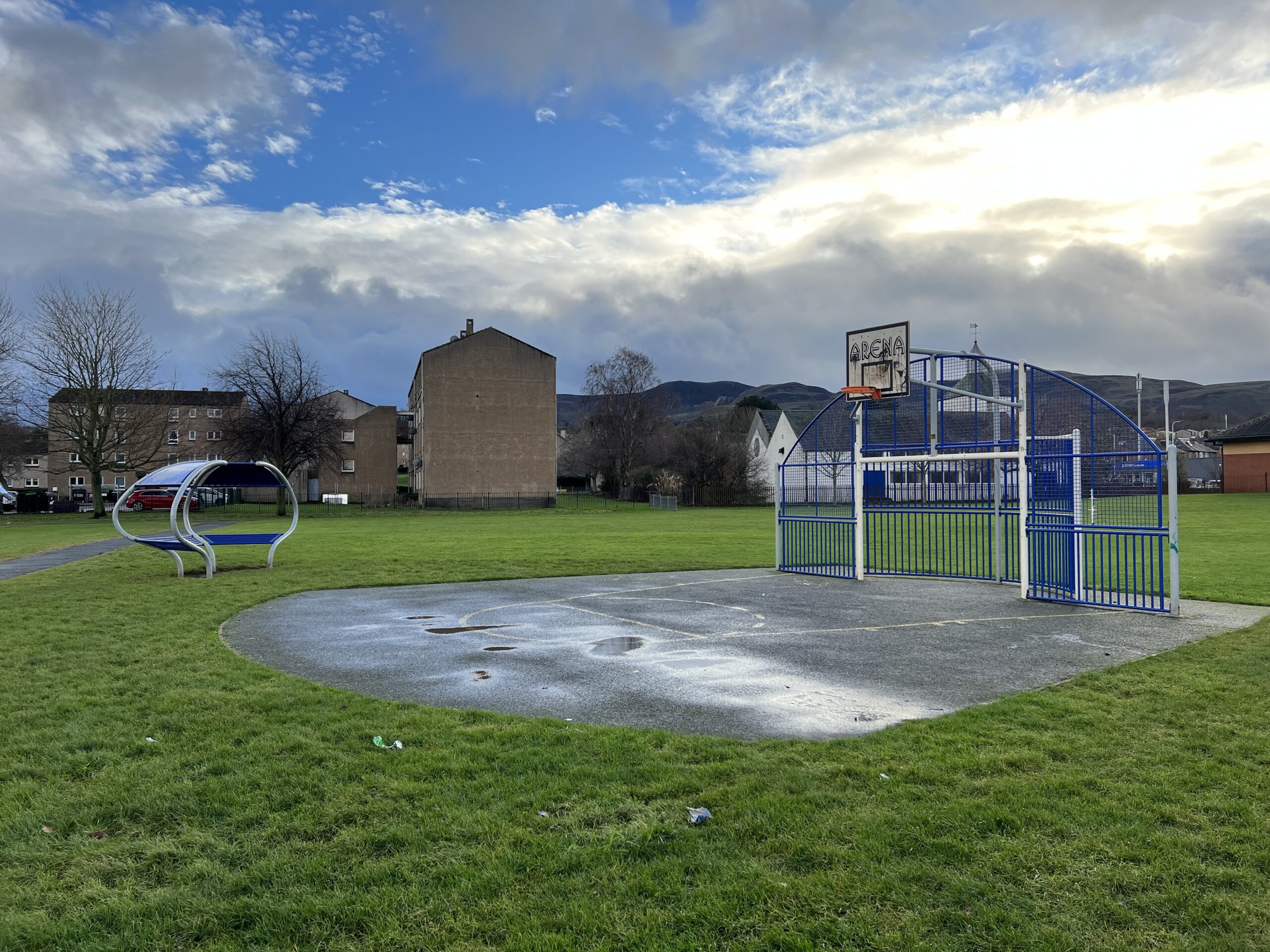 {Edinburgh} Colinton Mains Park Playground – The Bear & The Fox