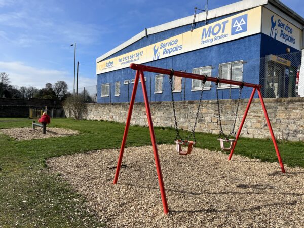 {Edinburgh} Pilrig Park Play Areas – The Bear & The Fox