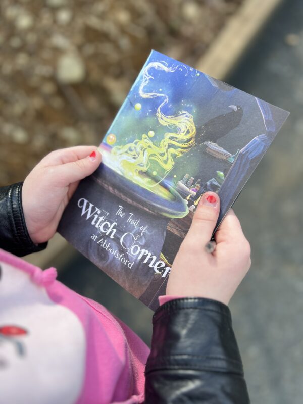 {Scotland} Abbotsford House & Witch Corner with Kids – The Bear & The Fox