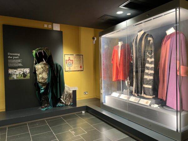 {Scotland} The Wardlaw Museum with Kids – The Bear & The Fox