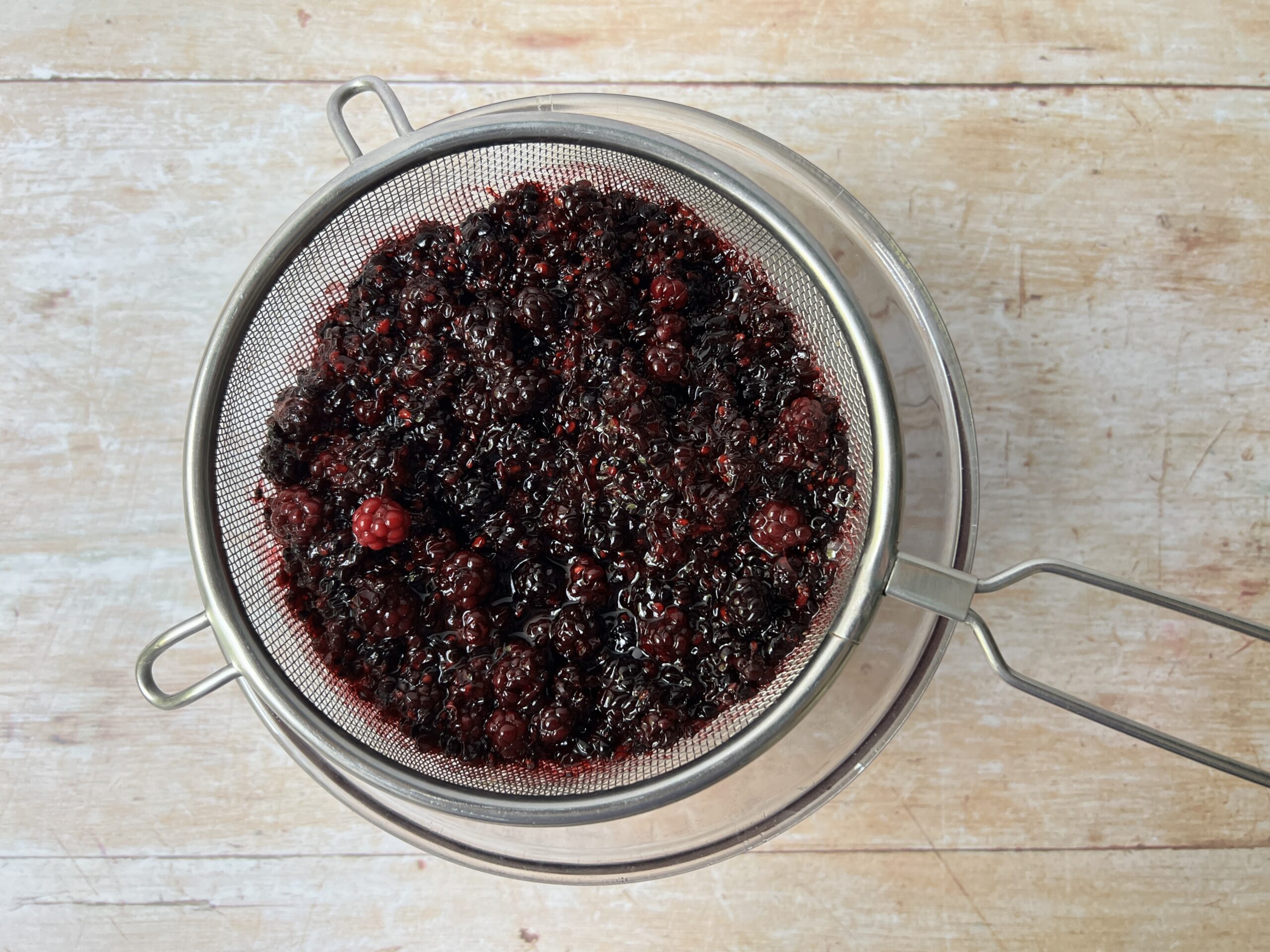 How to Make a Simple Bramble Shrub – The Bear & The Fox